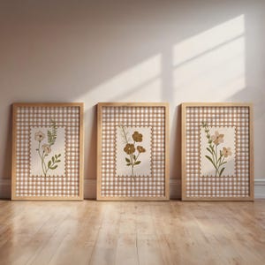 Brown Gingham Floral Printable 3 Set Retro Neutral Flowers Wall Art ...