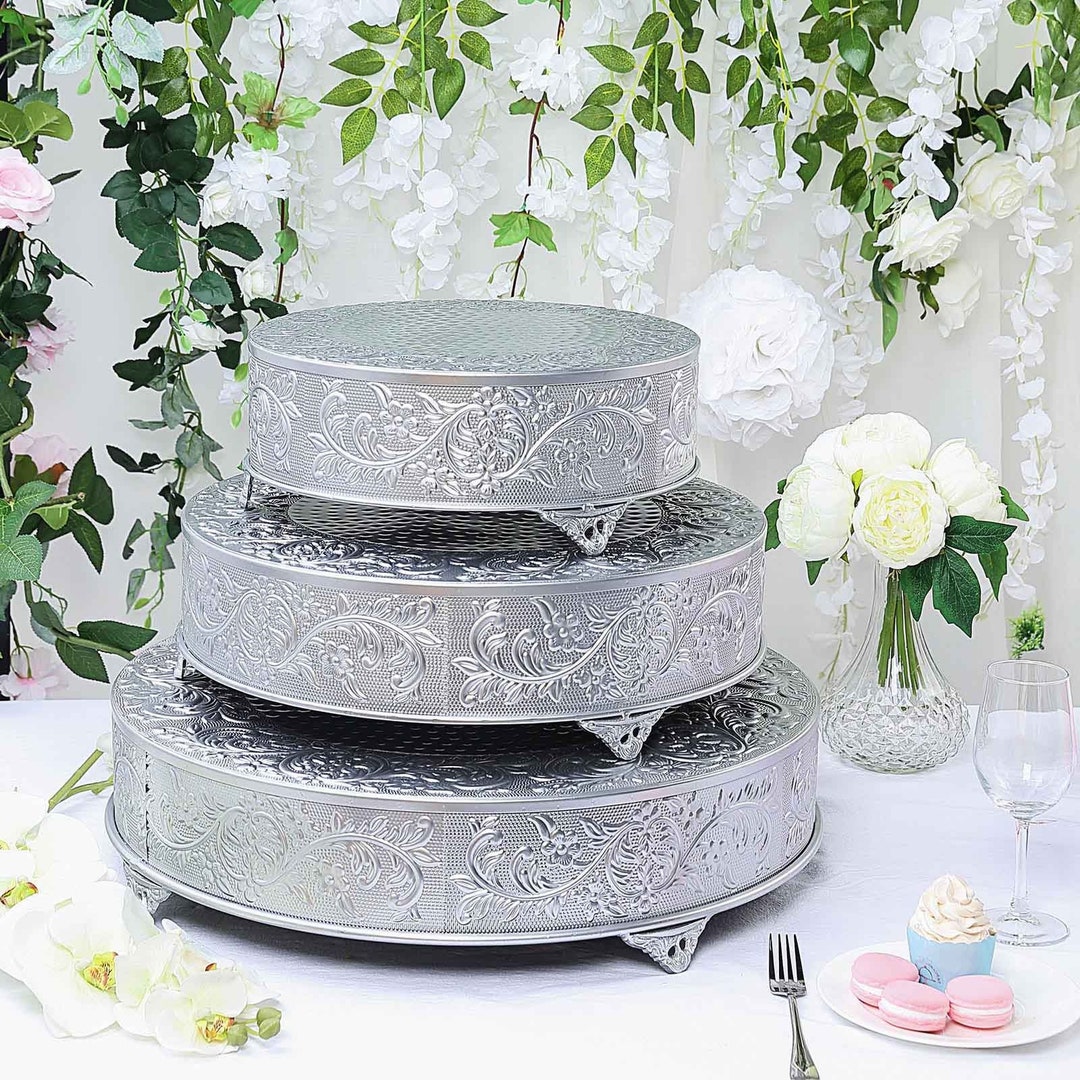 18" Embossed Round Cake Plateau, Silver Cake Stand, Metal Cake Stand ...