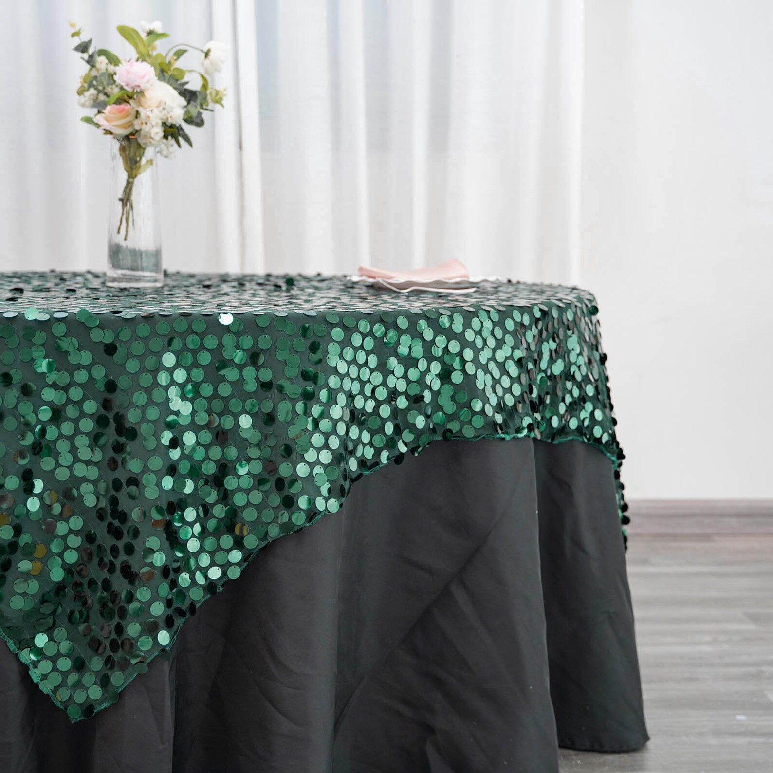 90" Square Big Payette Sequin Table Overlay, Hunter Emerald Green Glitz ...