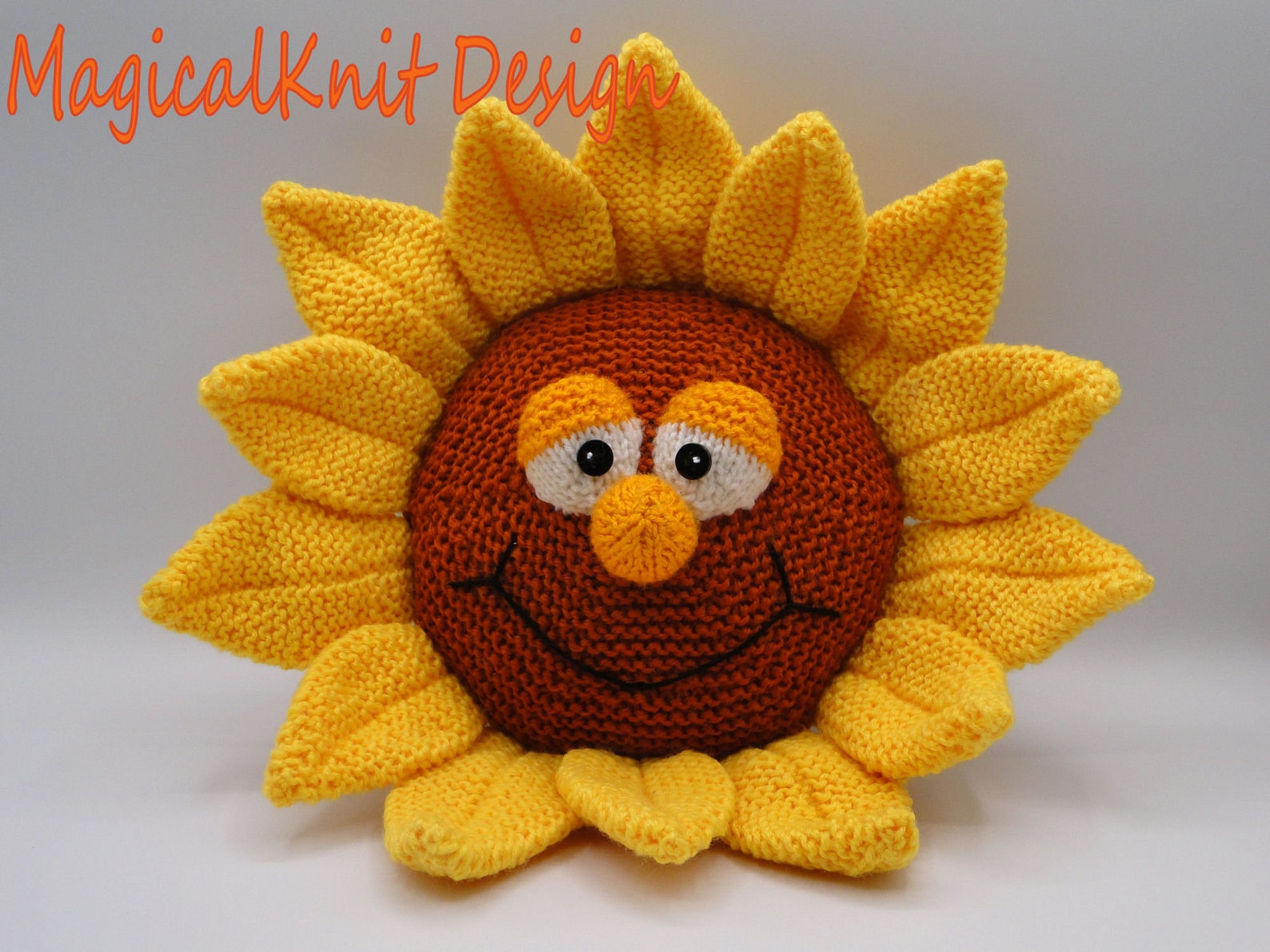 Sunny the Happy Sunflower Magicalknit Knitting Pattern Cushion - Etsy