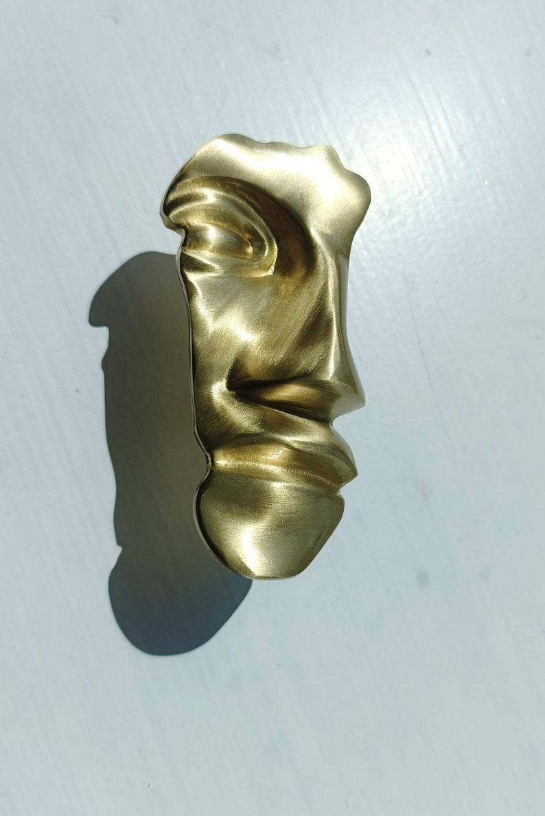 Gold Brass Face Shaped Sculpture Cabinet Handle/gold Abstract - Etsy
