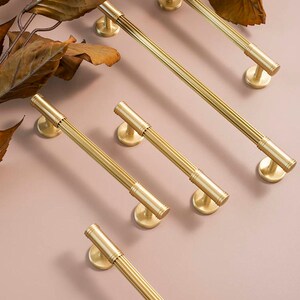 Matte Gold Line Texture Bar Handle/gold Cabinet Pull With Round Feet ...