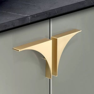 Gold Curved Triangle Cabinet Pull/geometric Drawer Handle/flush Finish ...