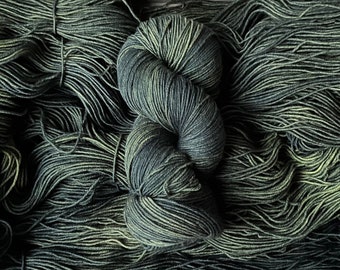 HiddenPondYarn - Etsy