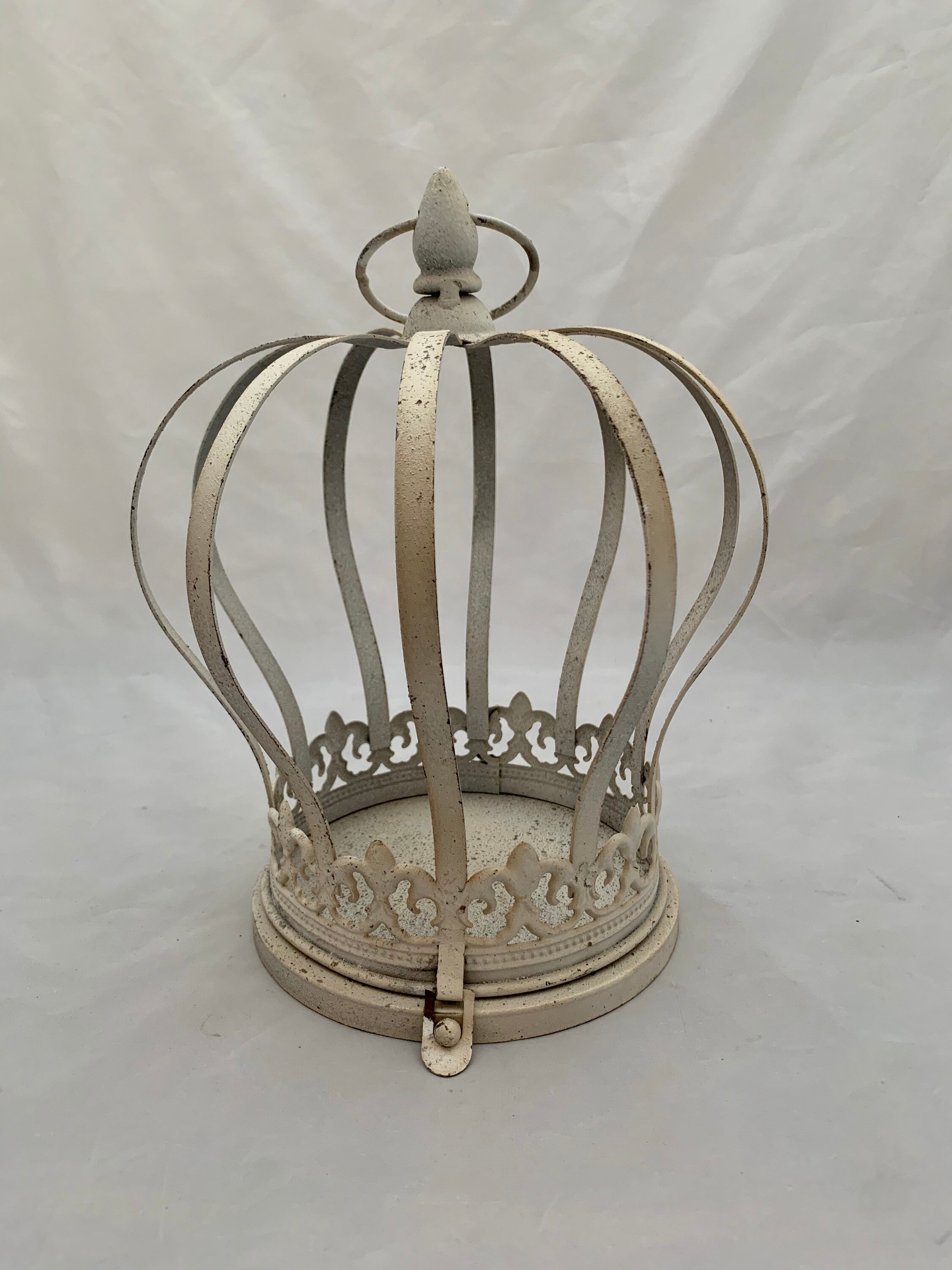 White Metal Crown Plant Holder Garden Flower Pot Hanging - Etsy UK