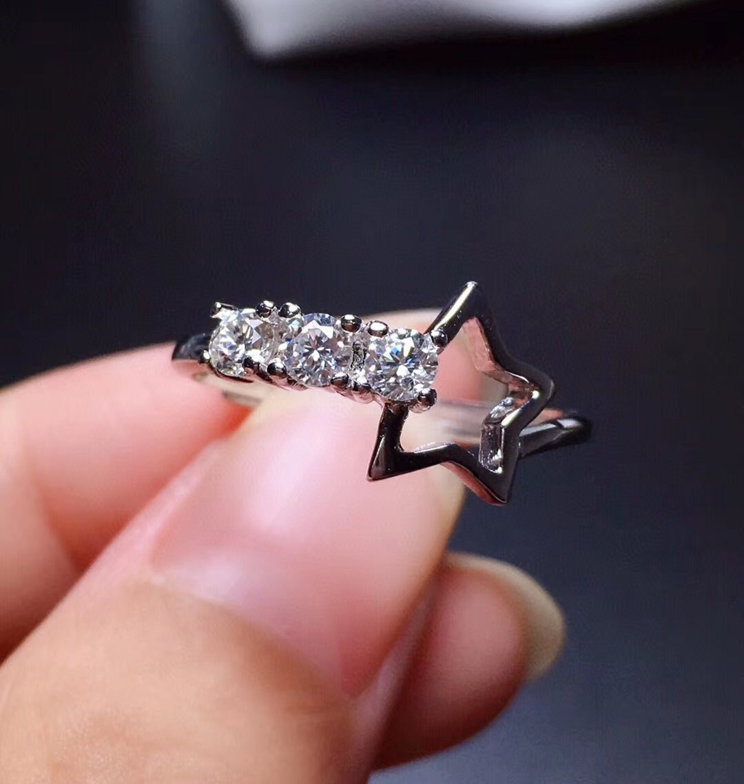 Adorable Delicate Moissanite Ring 0.3ct D Color Brilliant - Etsy