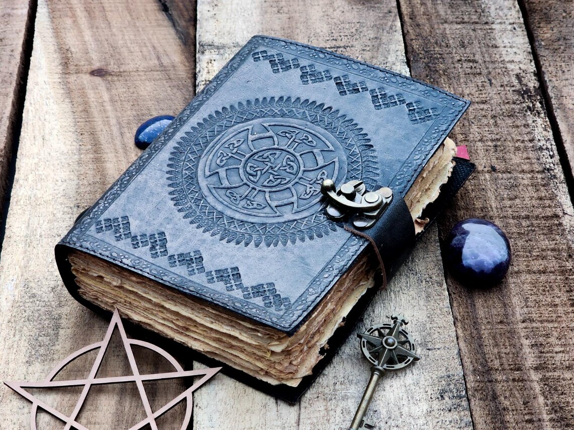 Handmade Leather Journal Spell Scroll Journal Circle of Transmutation ...