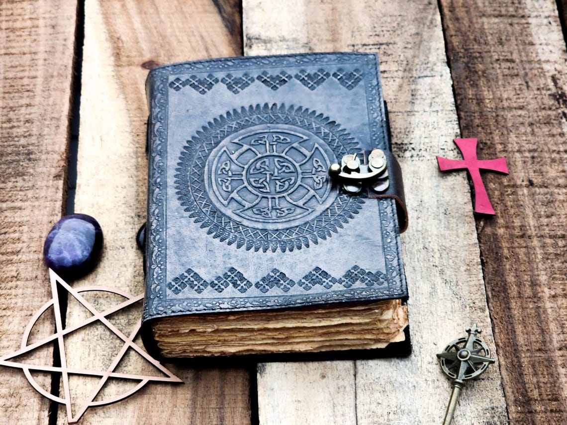 Handmade Leather Journal Spell Scroll Journal Circle of Transmutation ...