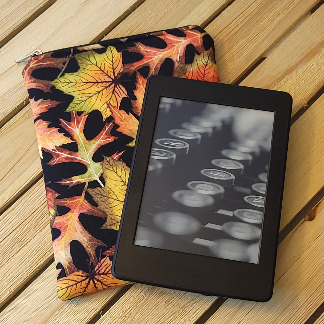 Fall Leaves | Padded E-reader Case | 100% Cotton | Zipper Sleeve - Etsy