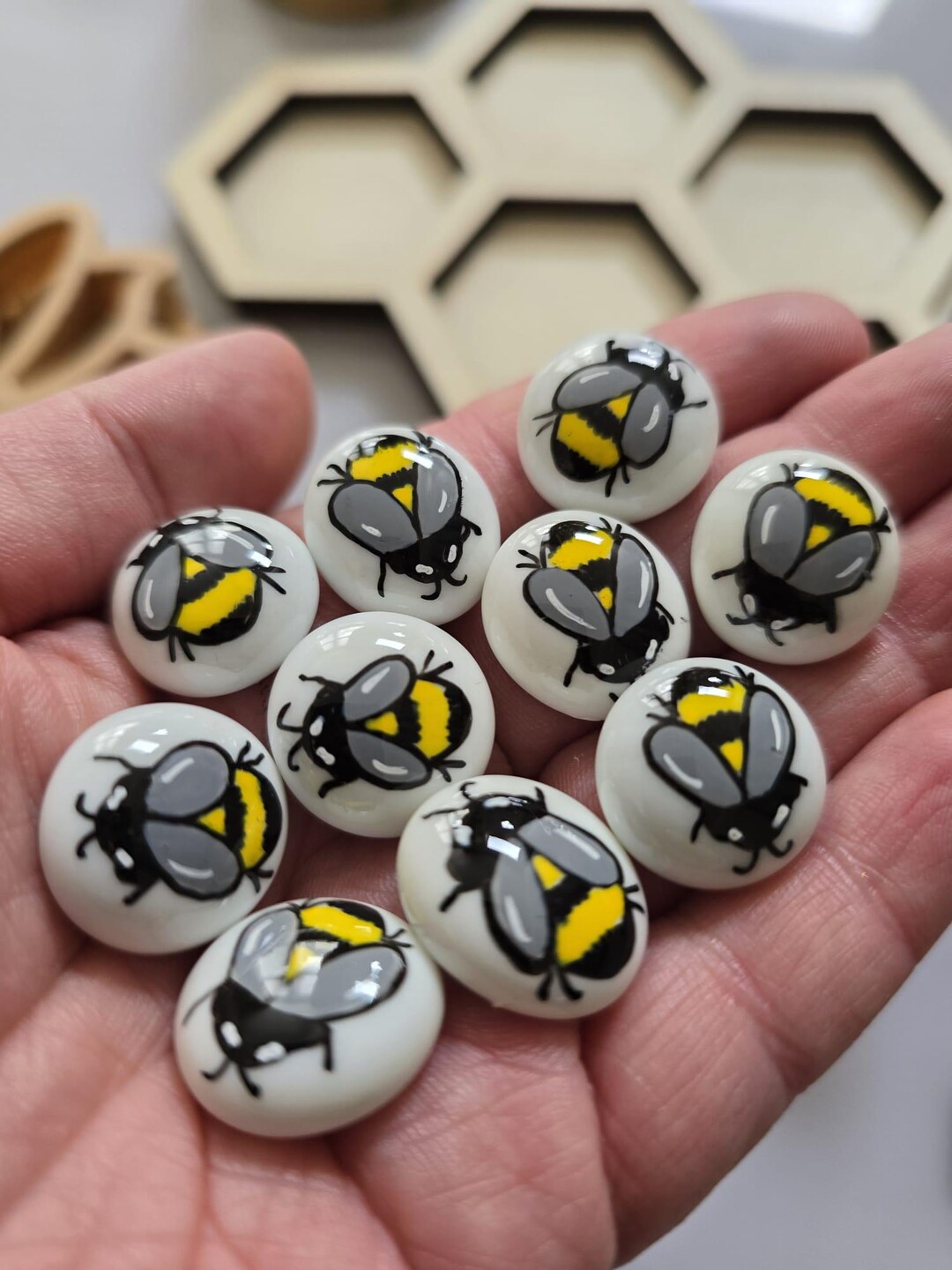 Bumble Bees Mini Painted Pebbles, Bee Counting, Beehive, Maths Counters ...