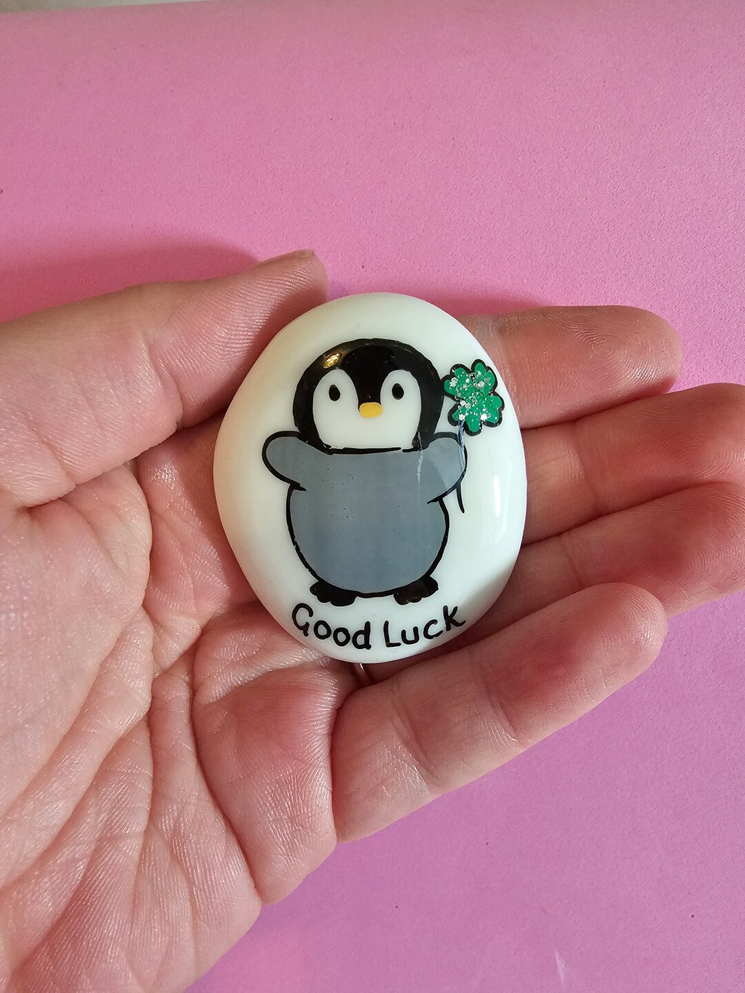 Good Luck Baby Penguin Keepsake Pebble With Sparkly Four Leaf Clover ...