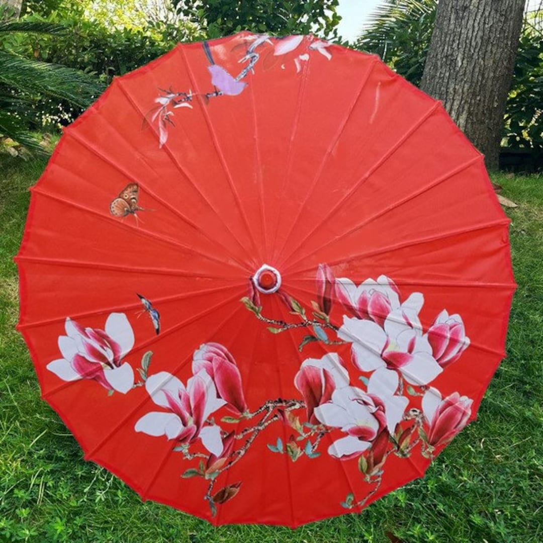 Paraguas de seda roja nupcial 82 cm Dragón estilo chino Flor de cerezo ...