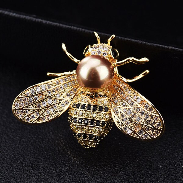 Bee Brooch - Etsy