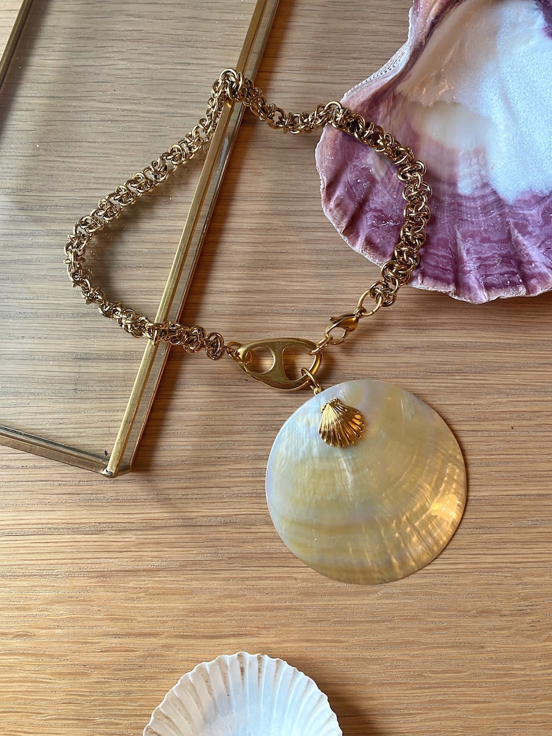 Shell Clam Pendant Necklace Natural Sea Shell Necklace Giant - Etsy