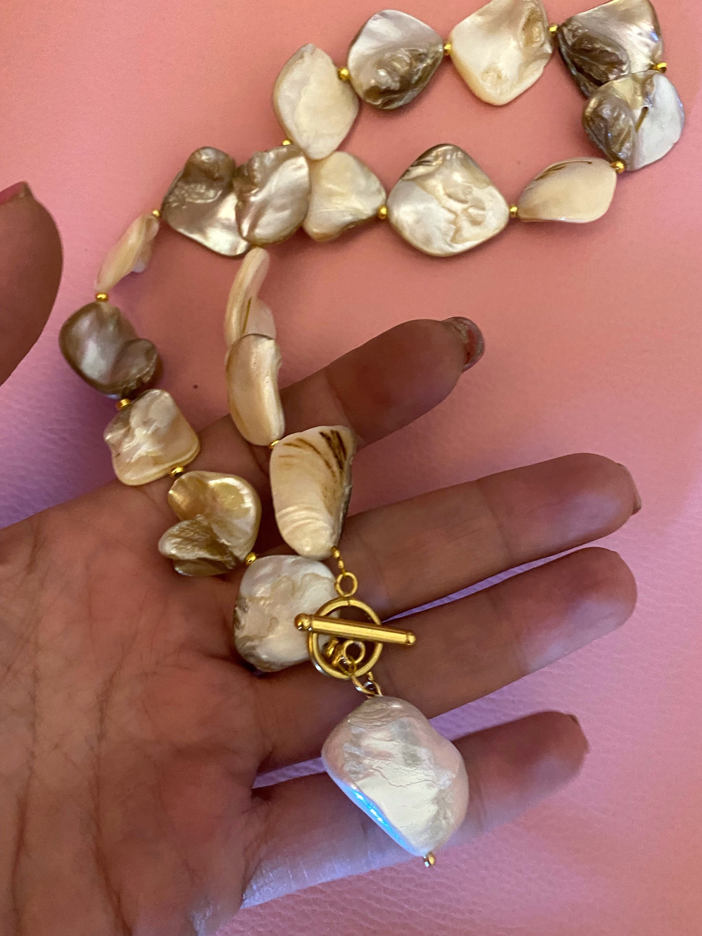 Irregular Shell Necklace, Large Shells Necklace, Chunky Asymmetrical ...
