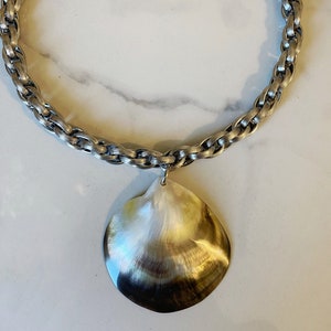 Shell Pendant Necklace, Natural Sea Clam Necklace, Oversized Shell ...