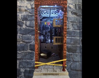 Book Nook Kit - Etsy