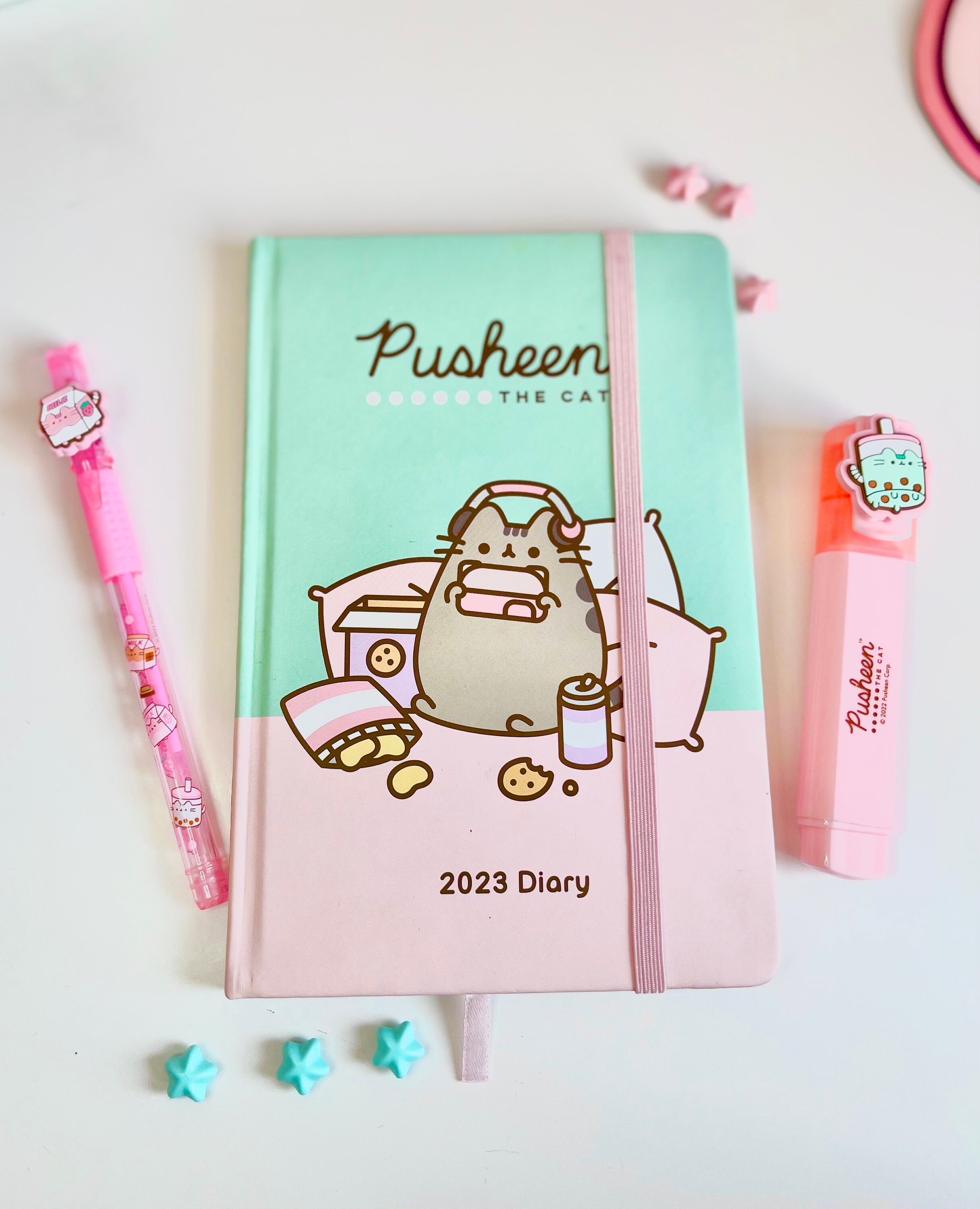 Pusheen Diary 2023 With Sticker, Set A5 Hard Cover, Week to a View ...