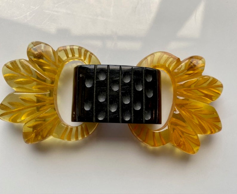 Vintage 1930s Art Deco Black and Carved Clear Yellow Bakelite - Etsy