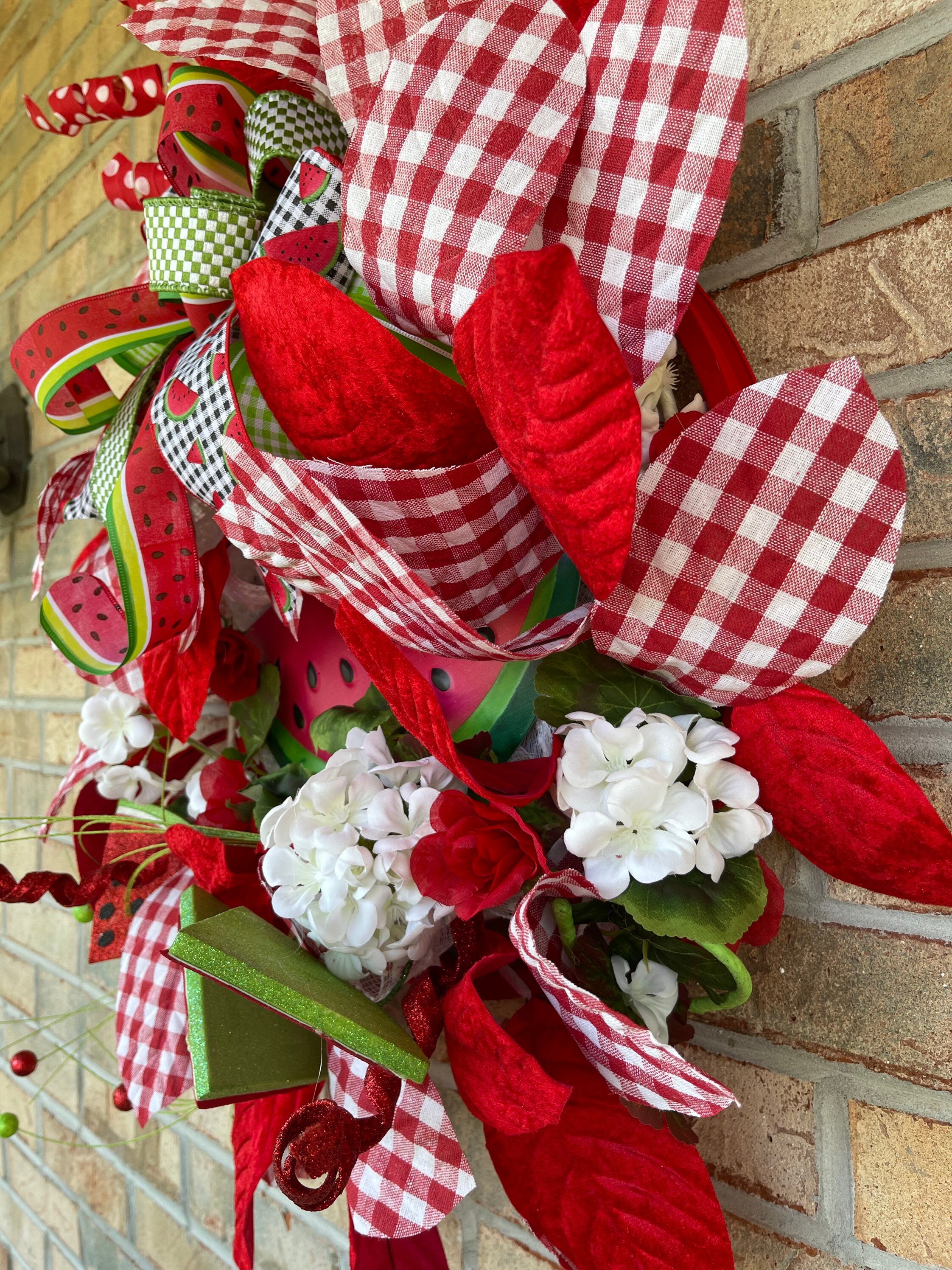 Watermelon Wreath: Farmhouse Kitchen Decor With Gingham & Hydrangeas - Etsy