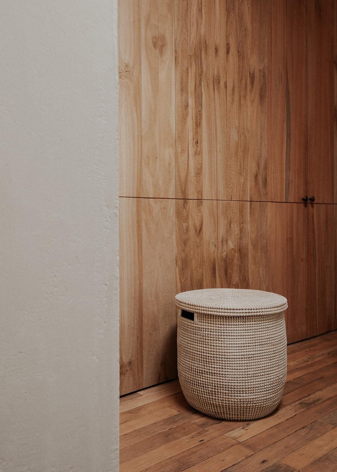 Large White Storage Basket With Lid and Handles for Organization ...