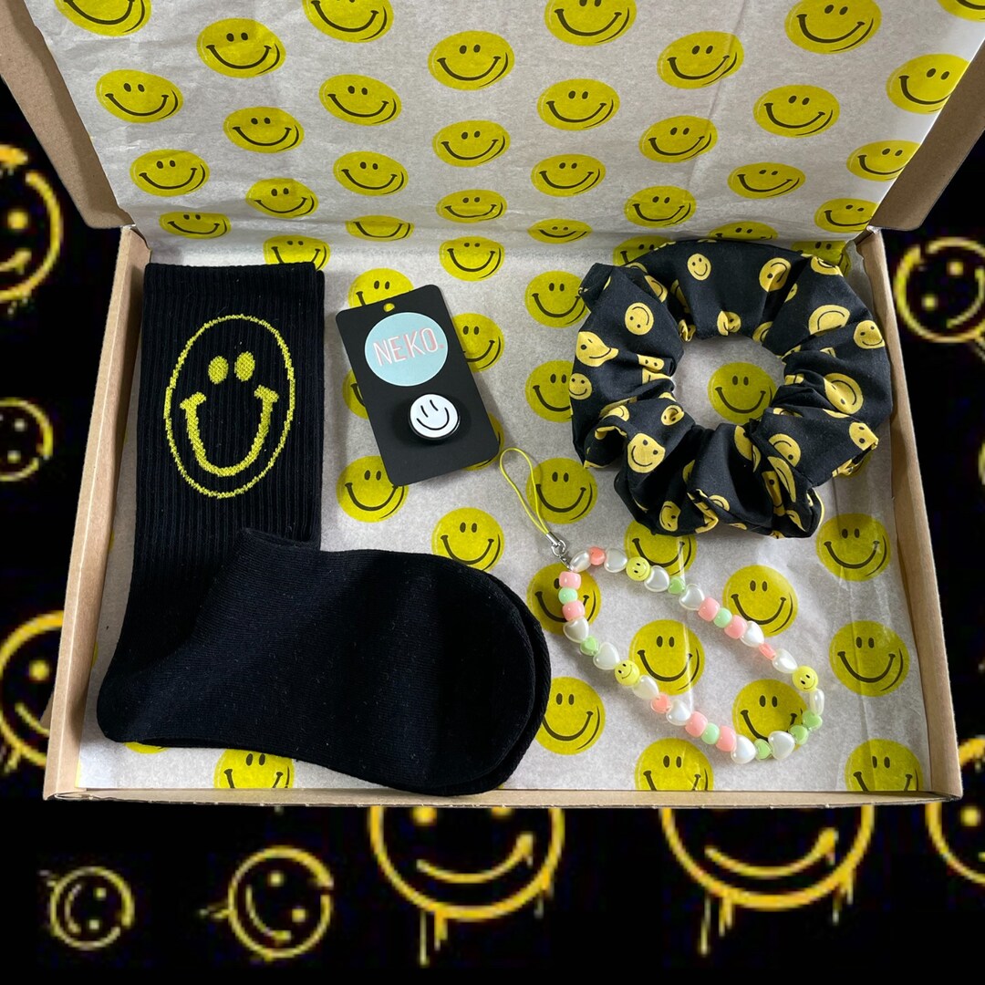 Acid House Box 80s Hair Scrunchie Acid House Smiley Face - Etsy