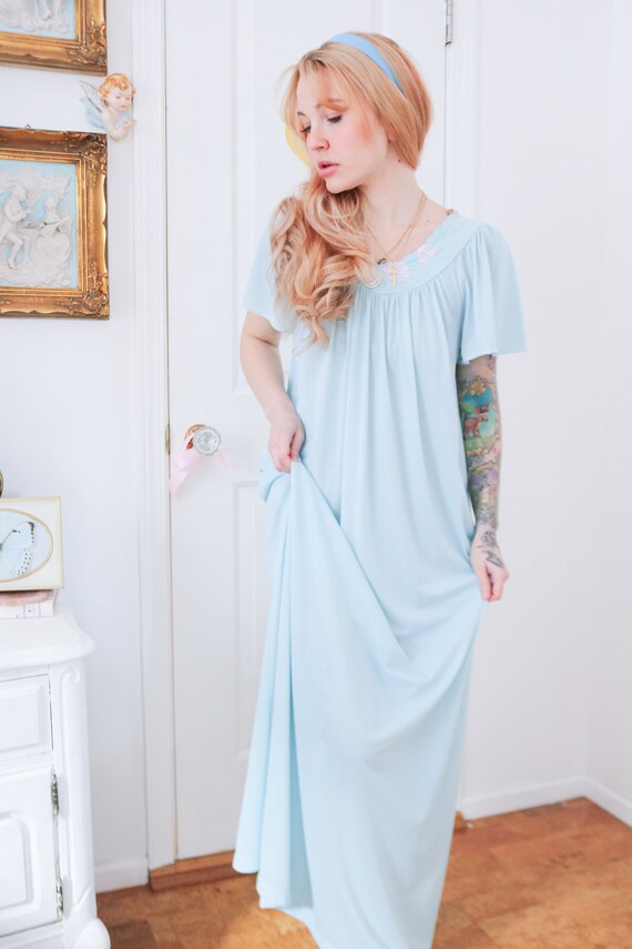 Vintage Shadowline Pastel Blue Princess Nightgown (Sm… - Gem