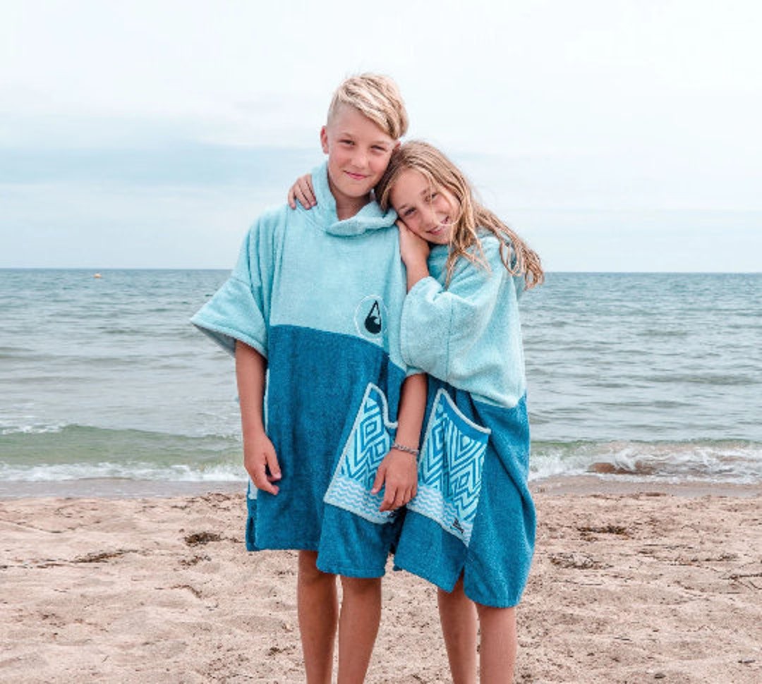 Get Ready for the Water and Fun the MIDI Kids' Beach, Surf bath Poncho ...