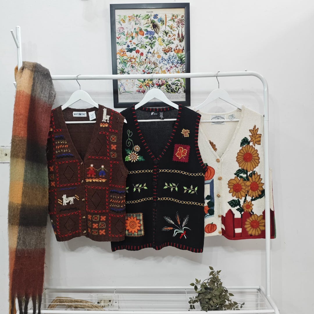 L - Vintage Fall Sweater Vests | Retro 90-00's Handknit Embroidered ...