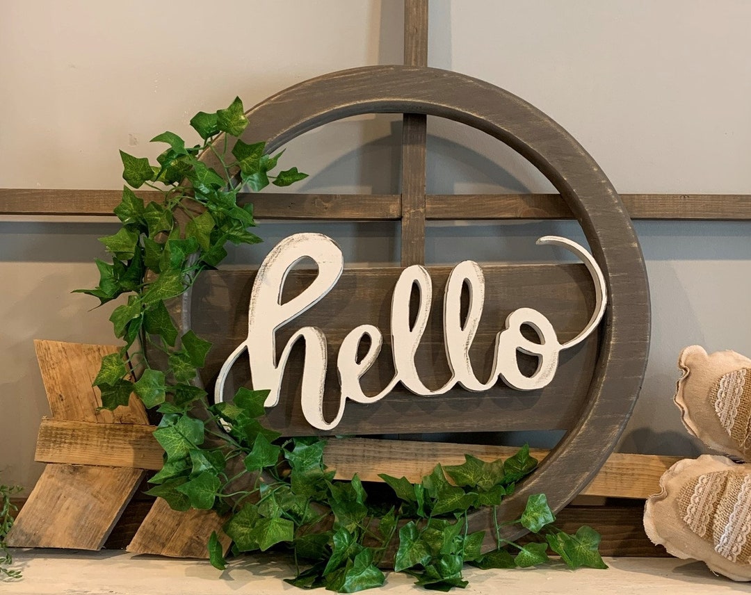 Hello Door Wreath by Thechalkshop - Etsy Canada