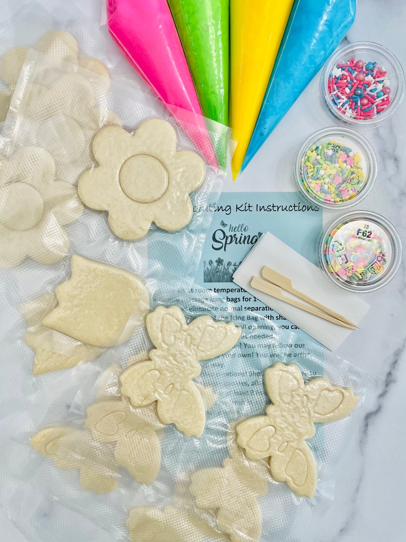 Spring Cookie Decorating Kit, **INCLUDES 24 ITEMS** Flower Butterfly ...