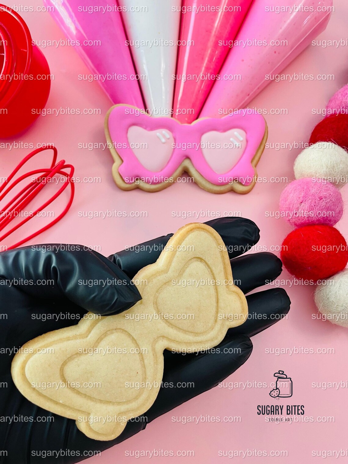 Valentine’s Day Cookie Decorating Kit, DIY Valentine’s Day Cookie Kit ...