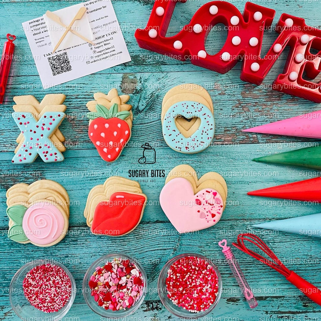 Valentine’s Day Cookie Decorating Kit, DIY Valentine’s Day Cookie Kit ...