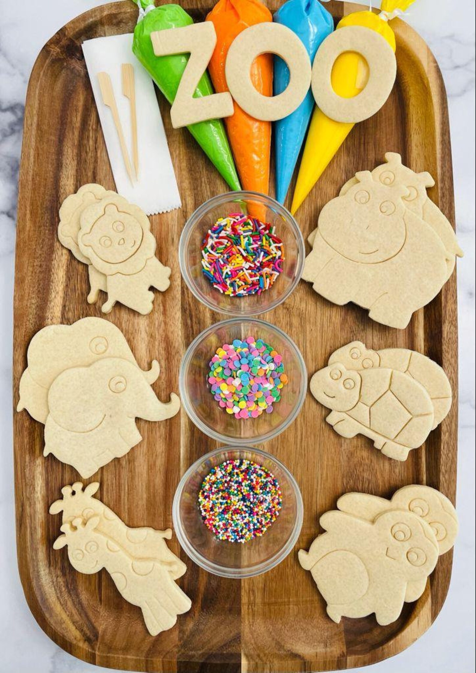 Animals Cookie Decorating Kit, **INCLUDES 26 ITEMS** Zoo Inspired ...
