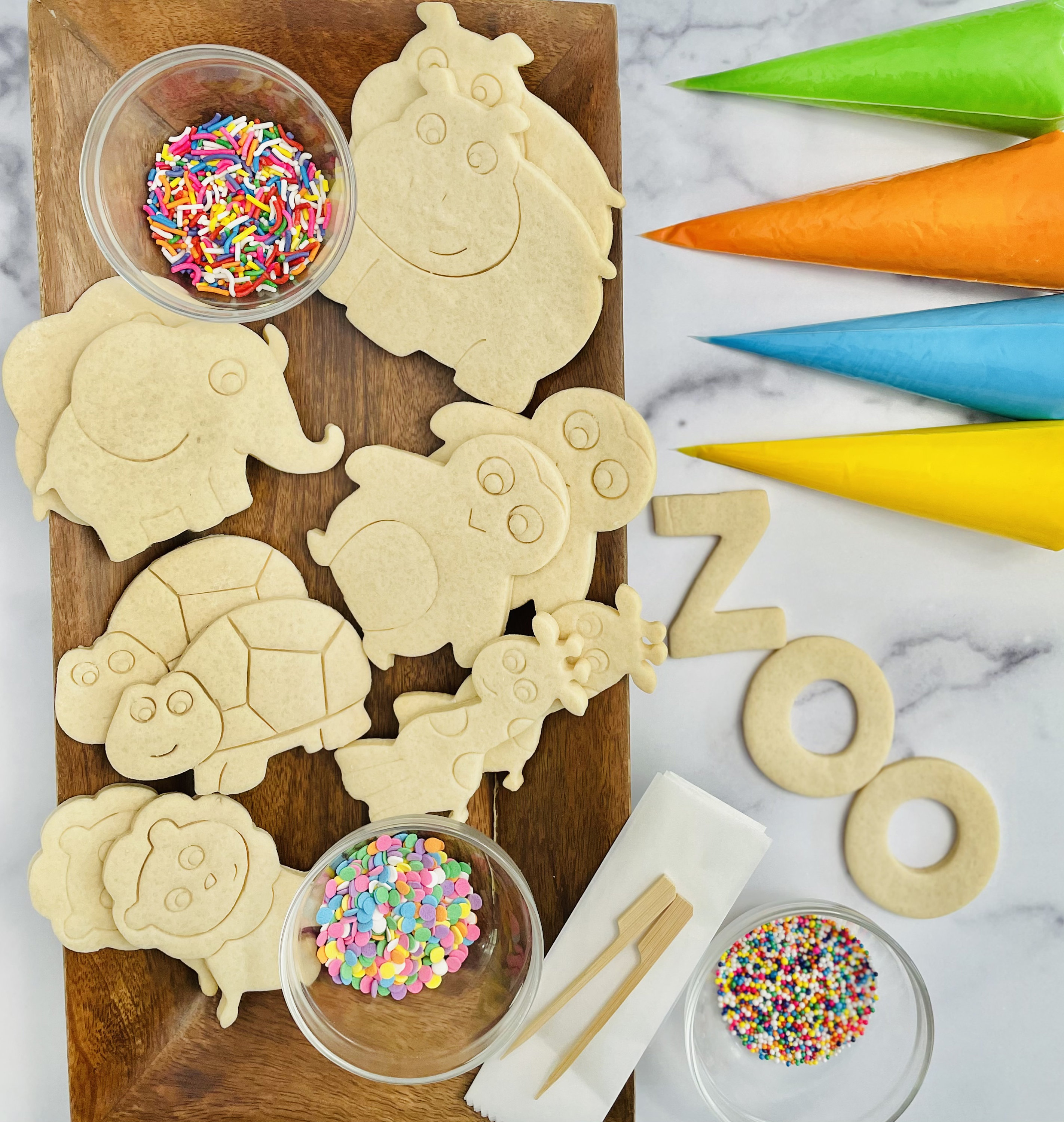 Animals Cookie Decorating kit INCLUDES 26 ITEMS zoo | Etsy