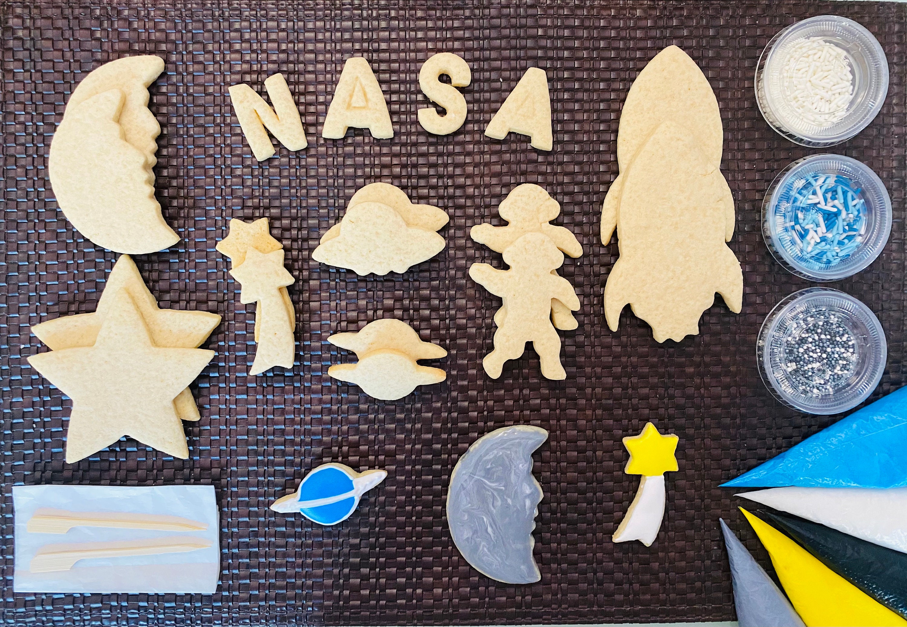 Space Cookie Decorating Kit, Rocket Outer Space DIY Cookie Kit, Planet ...
