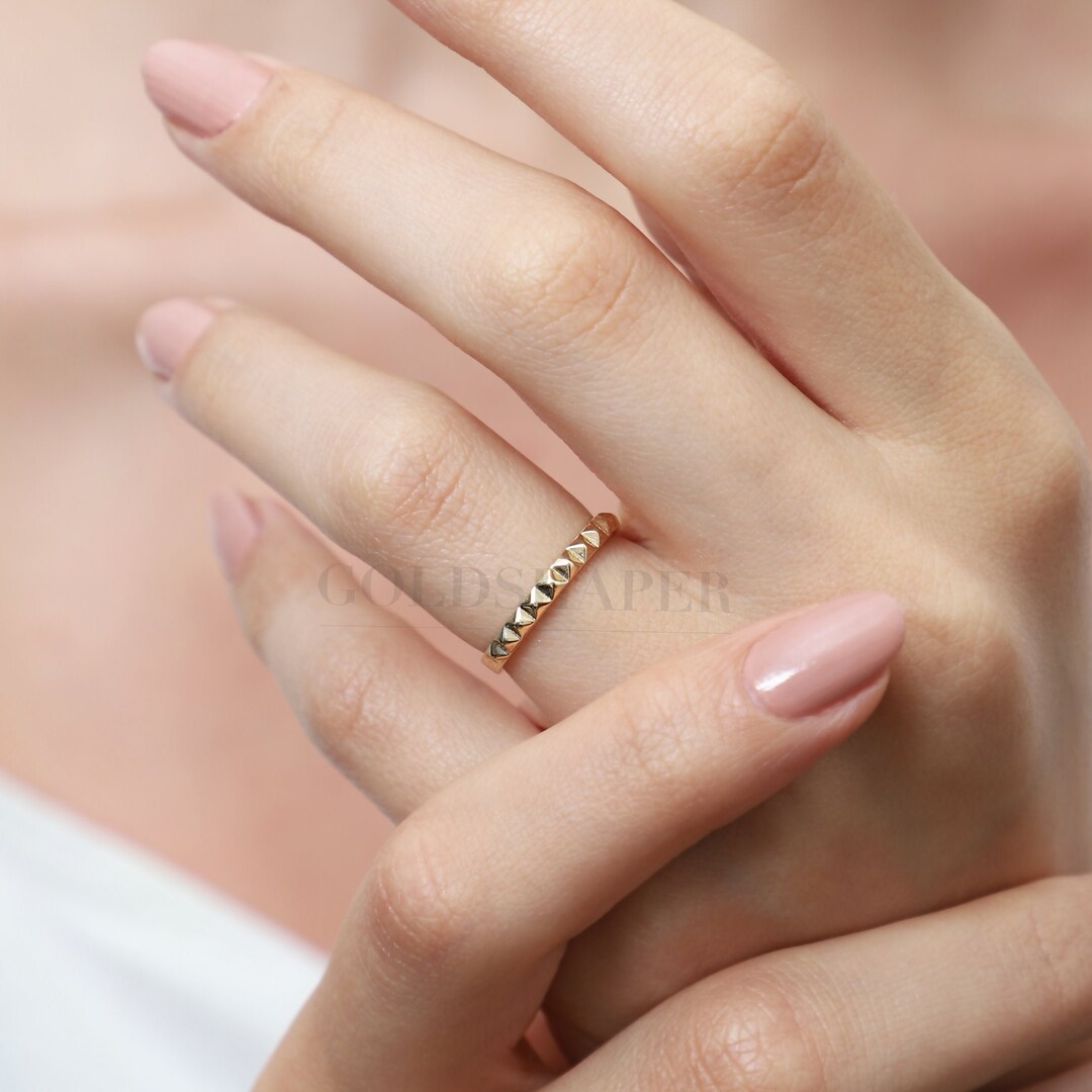 14K Gold Pyramid Eternity Ringgold Spike Ring 14K Solid - Etsy