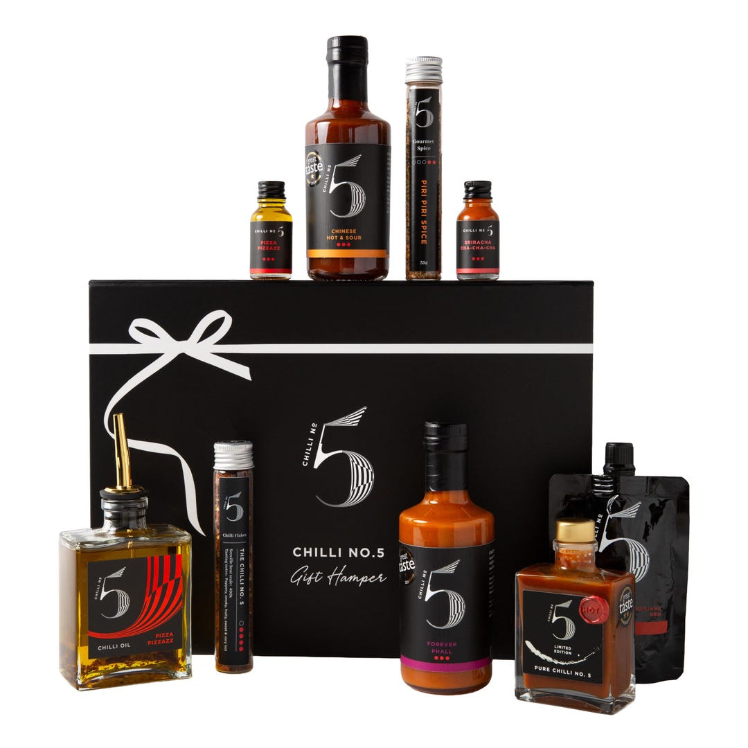 Hot Sauce Gift Hamper Containing 8+ Spices, Flakes, Oils, and Sauces ...