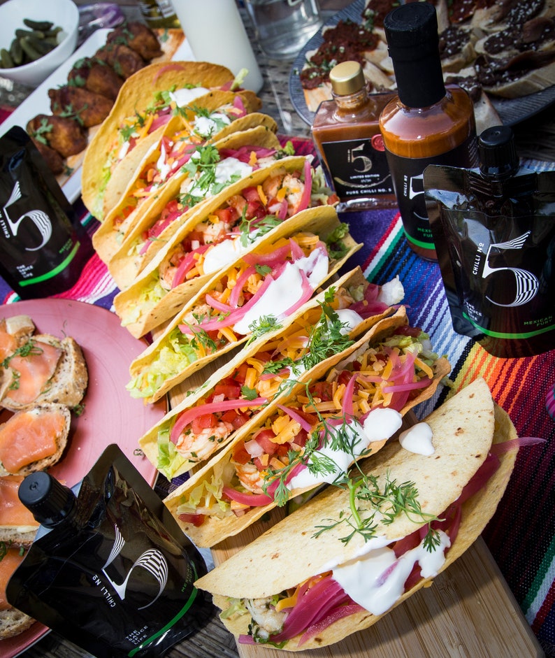 Mexican Fury Gift Set: Gourmet Chilli Sauce, Papel Picado & Sugar ...