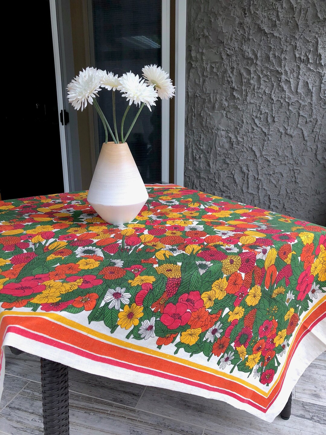 1960s Pure Linen Flower Power Print Table Cloth ( 4 Foot 2inches by 5 ...
