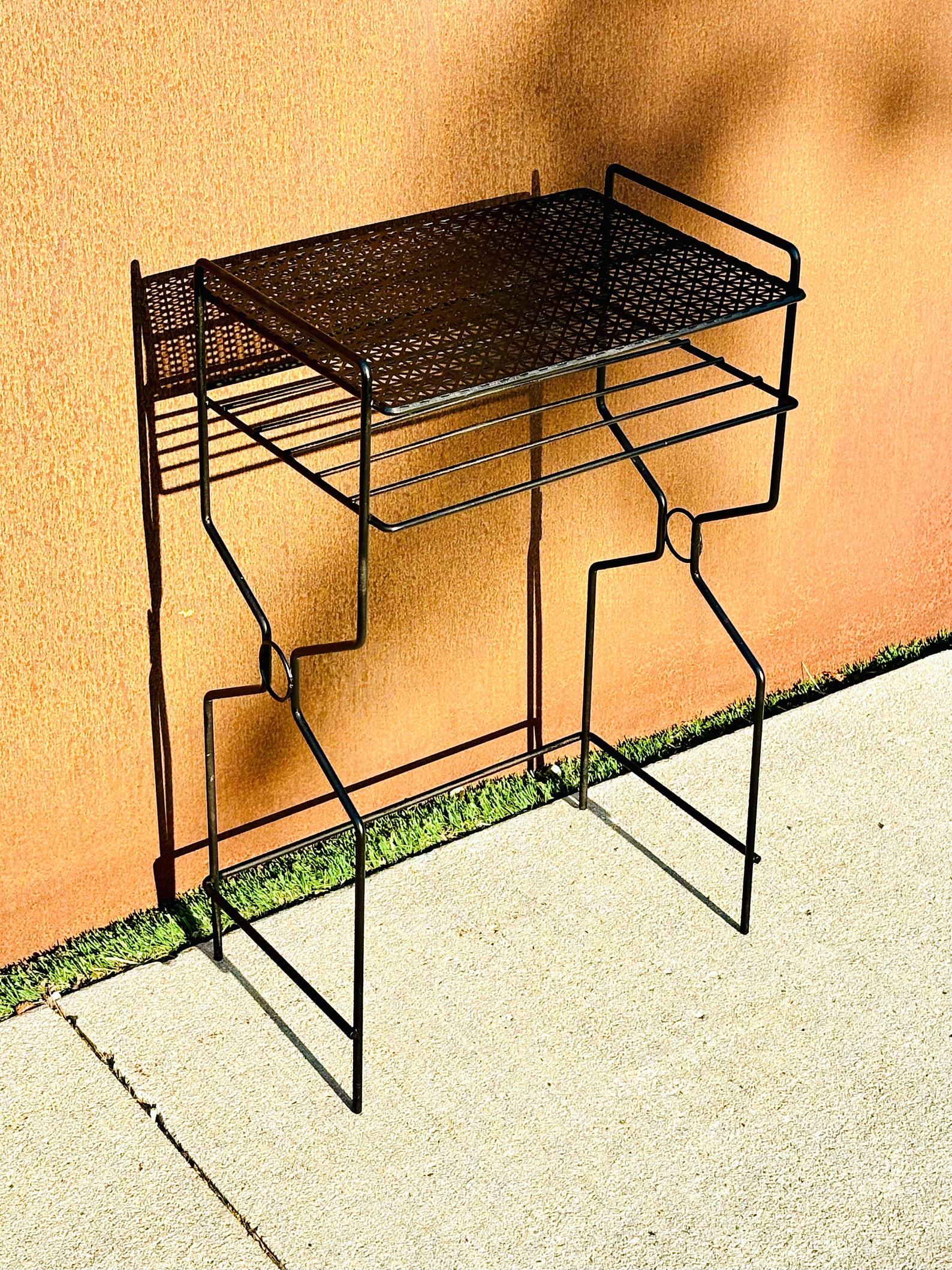 MCM Atomic Era/ Space Age Metal Side Table/ Telephone Table With Shelf ...
