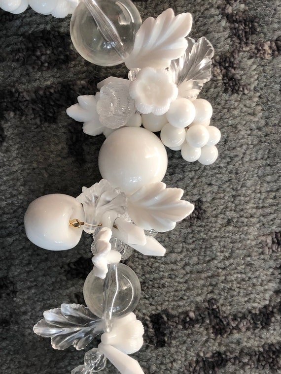 1950/60's Lucite Leaves & Fruit Necklace/ Large Chunk… - Gem