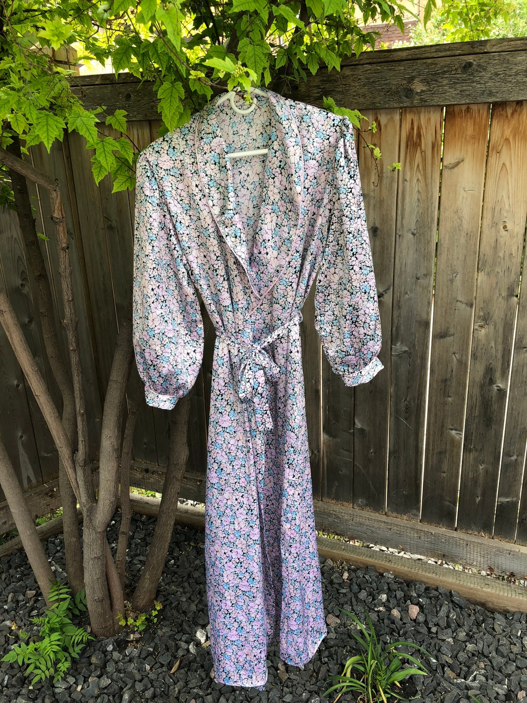 Vintage 1980's Silky-feel Pastel Floral Lingerie Robe subtle Puff ...