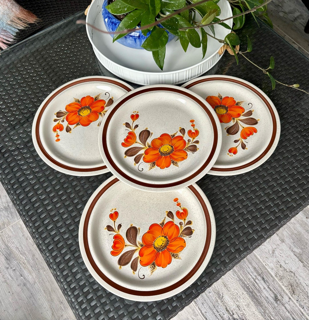 Valencia, Poppies DINNER Plate SET of 4 by Momoyama Stoneware (japan ...