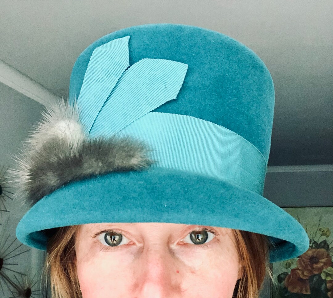 Vintage Ladies 1930-50s Teal Blue Hat With Rabbit Fur & Ribbon ...