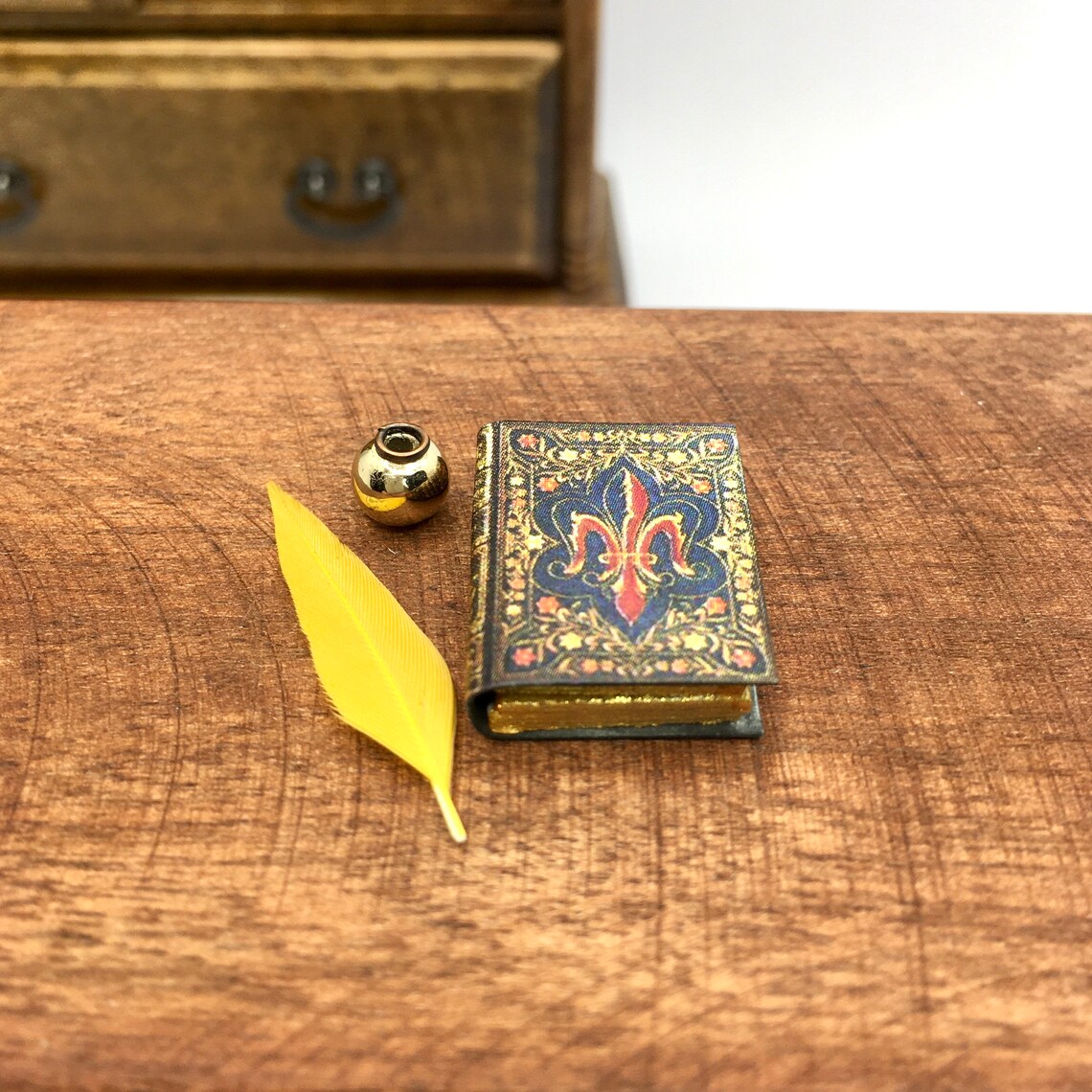 1:12 Scale Set With Royal Dollhouse Book, and Quill & Ink, Miniature ...