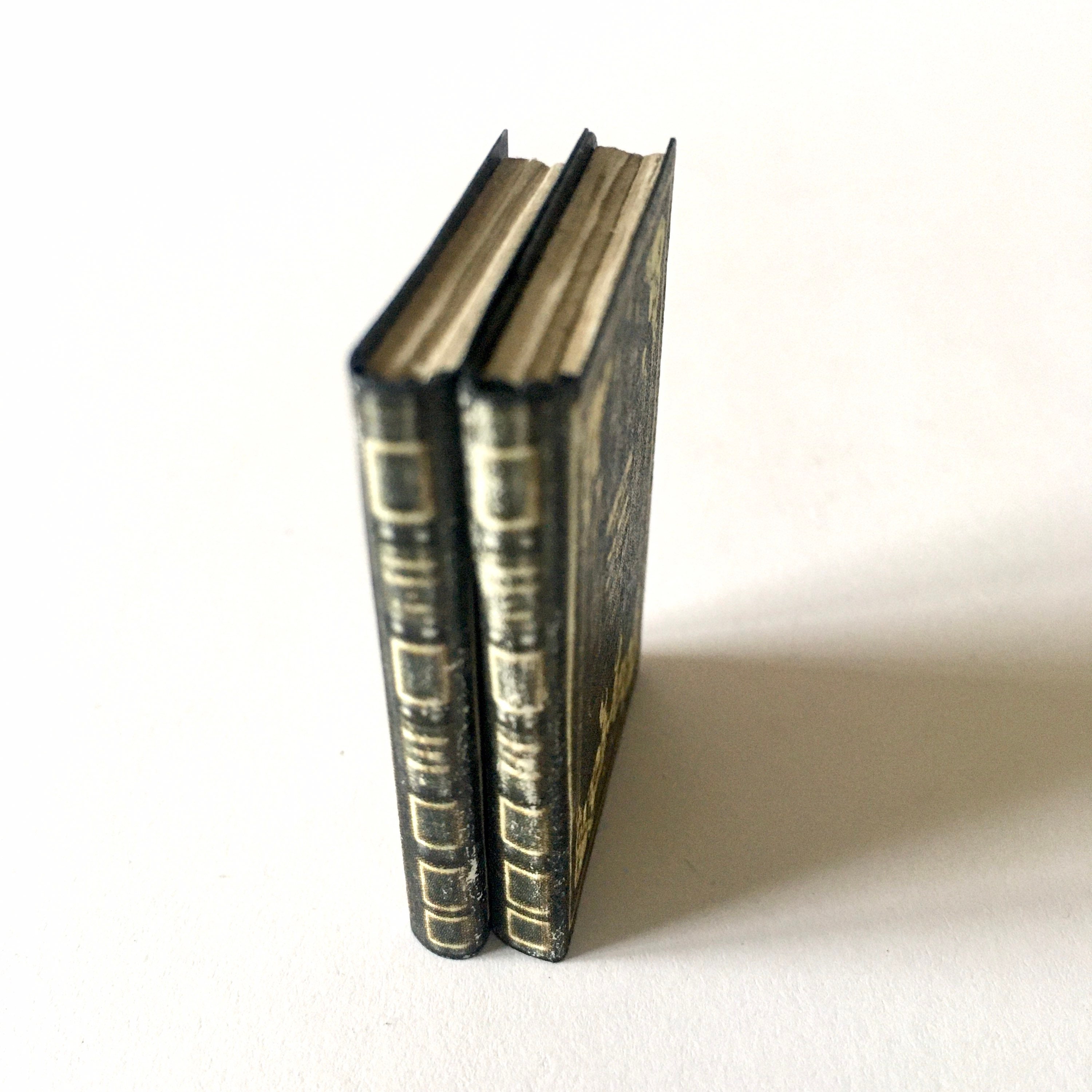 1:6 Scale Antique Miniature Book Miniature Library Mini | Etsy