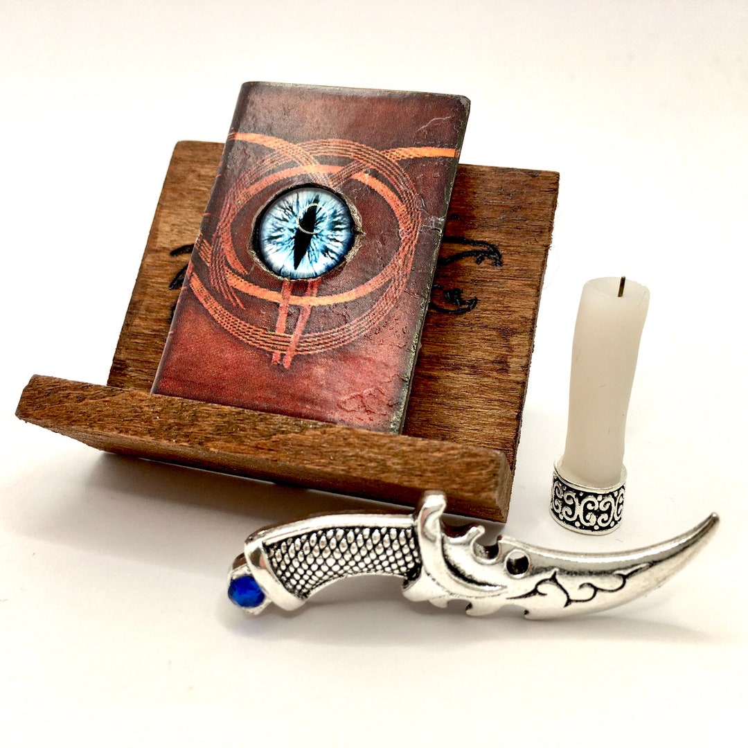 1:6 Scale Miniature Set With Dragon Eye Book, Candle, Dagger and Dragon ...