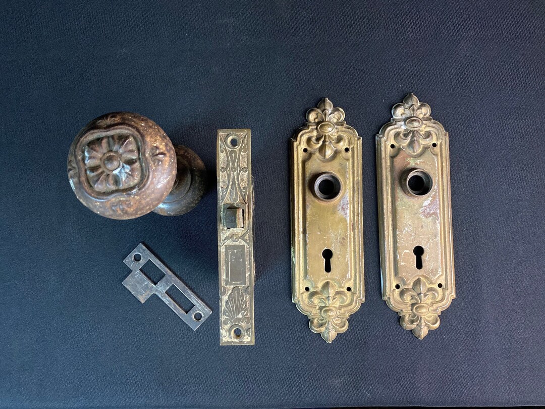 Antique Architectural Salvage Lock and Knob Set - Etsy