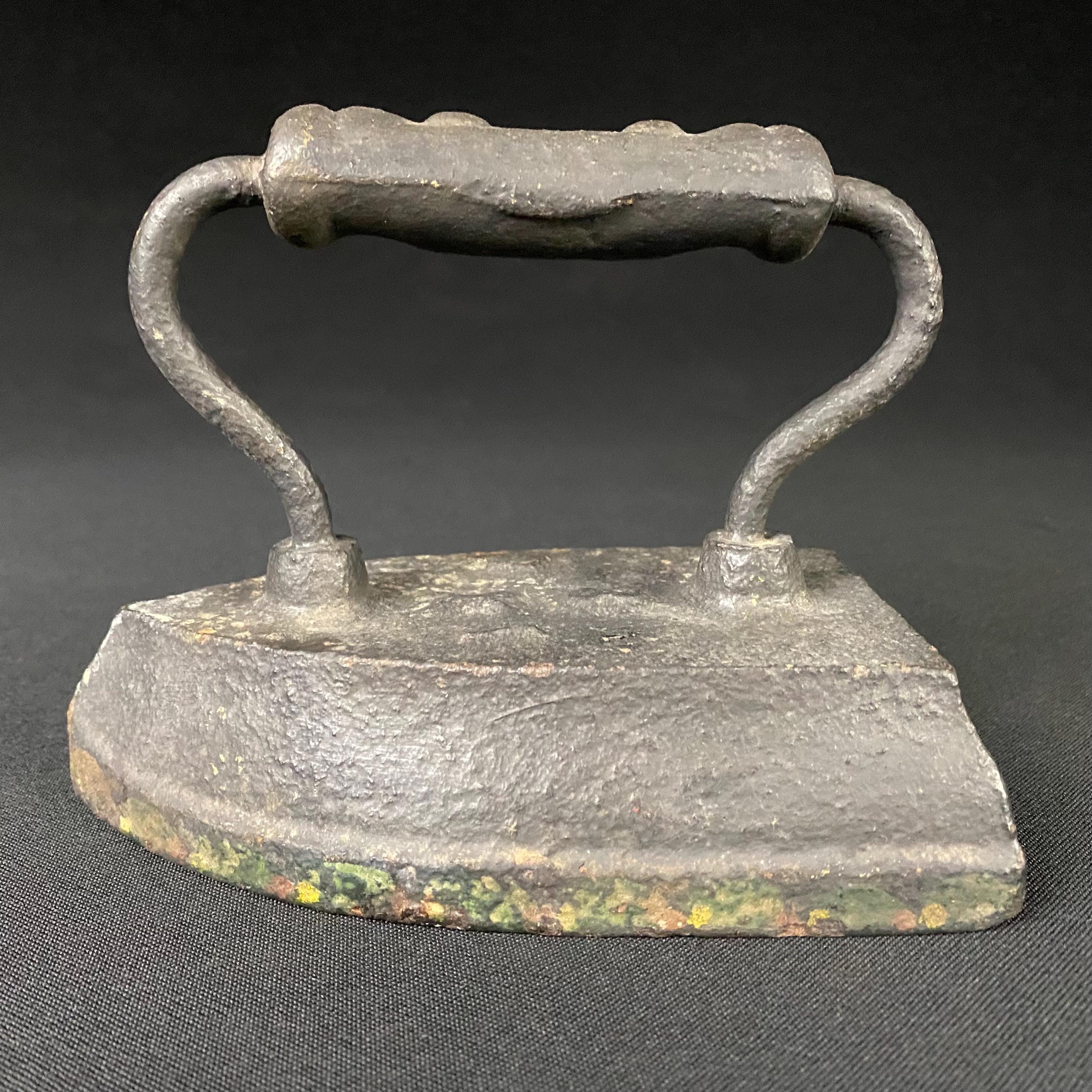 Antique Salvage Cast Iron Sad Iron Clothes Iron, Marked I X L, 8 on ...